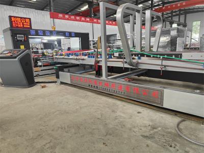 Cina Colla di cartone automatico con azionamento elettrico per materiale di imballaggio in plastica in vendita