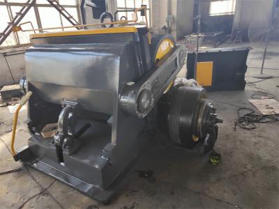 Cina Macchina per il taglio a stampo e la creatura manuale del cartone ondulato per un'operazione facile 7700 KG in vendita