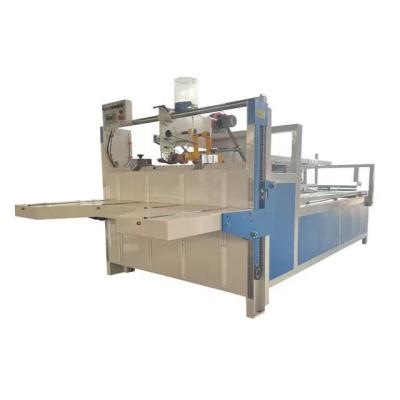 Cina Motore a velocità regolabile Semi-Auto Folder Gluer Machine per la linea di produzione di scatole di cartone in vendita