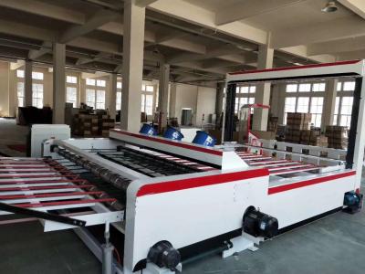 中国 木製包装材料 高速印刷のための自動スタッカー紙箱機 販売のため