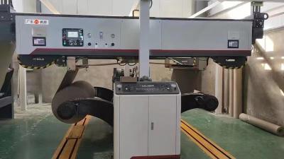 Cina Controllo automatico della tensione Splicer automatico di carta a rotoli per la macchina per la fabbricazione di scatole di cartone ondulato in vendita