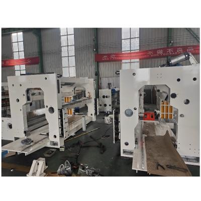 Cina 1700 KG Macchina ondulata a facciata singola per la produzione di cartone ondulato per ristoranti in vendita