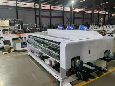 中国 均等速度 波紋紙切断 切断 積み重ね 精度 ± 1mm 製造 販売のため