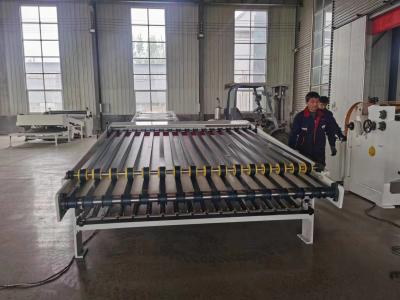 China Máquina automática de corte de folhas para a formação de papel 2 Folhas de cartão corrugado à venda