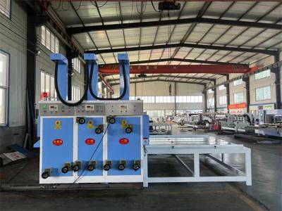 Cina 220V tensione semiautomatica casella ondulata macchina di produzione con lunga durata di vita in vendita