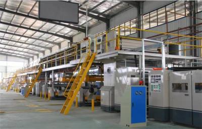 Cina 5 strati di cartone ondulato con accuratezza di taglio velocità uniforme di ± 1 mm in vendita