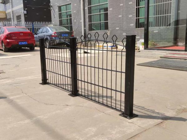 Quality 656 868 Mesh 2D Double Wire Fence Panel with 8/6/8mm Wire Diameter Iron Powder for sale