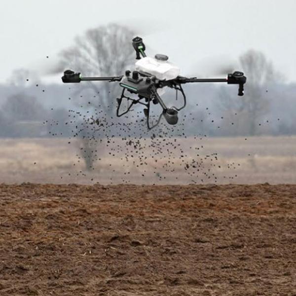 Quality Multi Purpose Agriculture UAV 55l Payload 75 Minutes Flight For Fertilizer And for sale