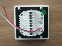 China Wall Mounted Programmable Fan Coil Thermostat Wired Controller Custom Housing for sale