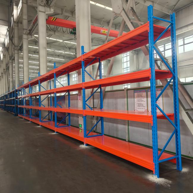 Customizable pallet rack system with multiple levels