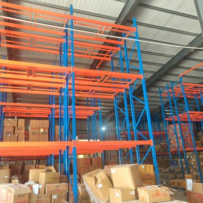China Heavy Duty Assembled  Pallet Racking  Large Capacity Selective Racking Warehouse Racking For Sale for sale