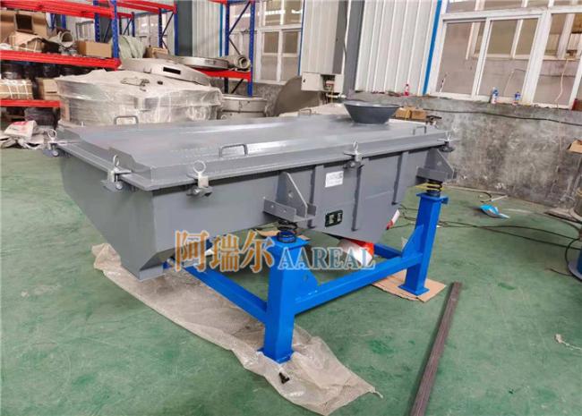 Carbon Steel Linear Vibrating Sifter For Screening Amorphous Graphite Grains Granular Graphite