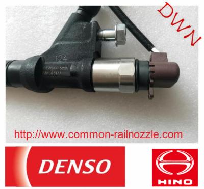 China DENSO  Denso  denso 9709500522 0950005226 DENSO Diesel Common Rail Fuel Injector Assy For HINO E13C Engine for sale