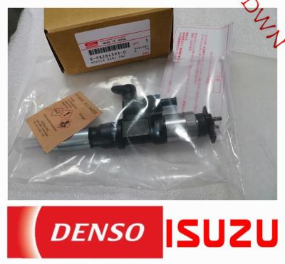 Cina Iniettori di combustibile diesel di DENSO 8982843930 = 8-98284393-0 = 095000-5471 per il motore di ISUZU ZAX200-3 4HK1 in vendita