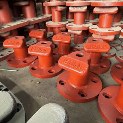 China 150KN T Hoofd Gegooid ijzer Gegooid bollard Mooring Bollard Geverfd bitumen Mooring Bescherming Te koop