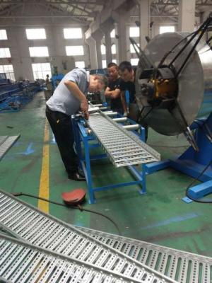 China Metaaldakwerk/Kabeldienblad die Machine 7500*1700*1600Mm . vormen Te koop