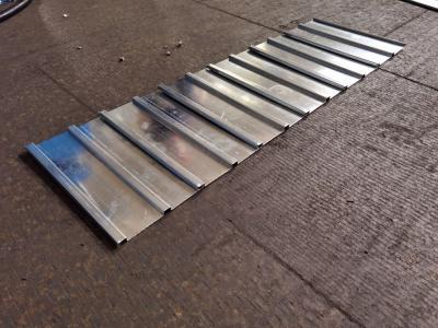 China máquina formadora de rollos de metal para paneles de techo de 60 m/min para hoteles en venta