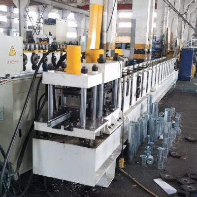 Cina 15kw Unistrut rotolo che forma macchina, macchina di laminazione di canale del puntone d'acciaio in vendita