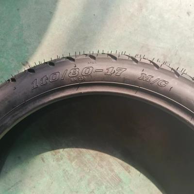 Cina Pneumatici per motociclette ad alta velocità/pneumatici 110/80-17 con involucro di pneumatici di pneumatici di fabbricazione in vendita