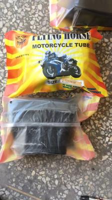 Cina 85 mm di larghezza tubo interno di gomma naturale motociclo tubo pneumatico motore con elevata flessibilità in vendita