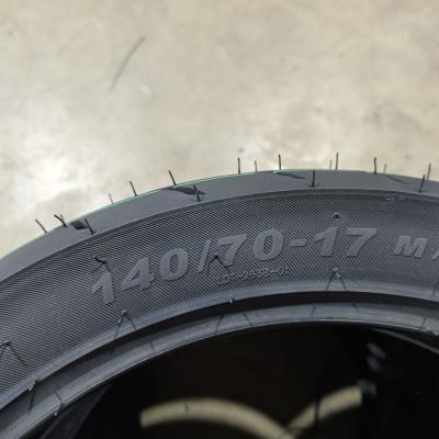 Cina Pneumatici diretti per motocicli 140/70-17 con 35%-55% di gomma a Qingdao in vendita
