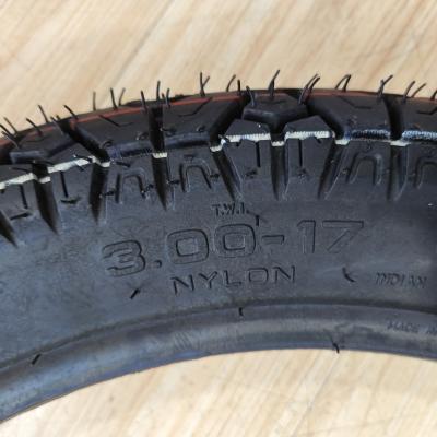 Cina 35%-55% di contenuto di gomma pneumatico senza aria per motocicli con involucro resistente in vendita