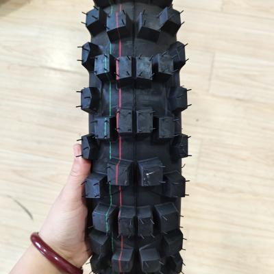 中国 35%~55%のゴム含有量 青ダオのオートバイタイヤと内管 販売のため