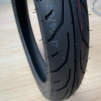 Cina Contenuto di gomma 35%-55% Mercato africano Pneumatici per moto 80/90-17 Ricambi Accessoiri in vendita
