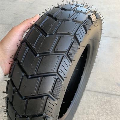 Cina 20000 KM Durata di vita 120/90-10 Pneumatici per motociclette per il mercato africano a prezzi ragionevoli in vendita
