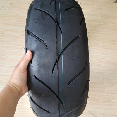Cina Pneumatici per motocicli 180/55-17 190/55-17 per il porto di Qingdao in vendita