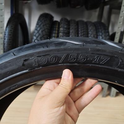Cina Pneumatici per motocicli 180/55-17 190/55-17 per il porto di Qingdao in vendita