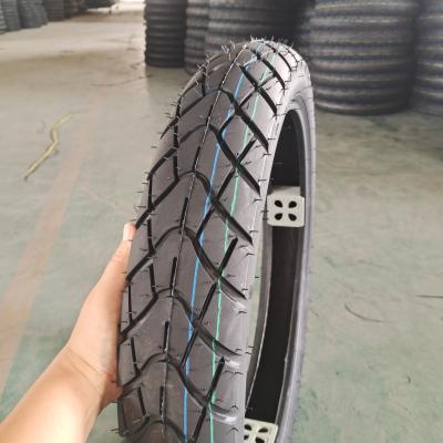 中国 90/90-18 復旧型オートバイタイヤ 6pr/8pr プラスグレードのタイヤと耐久性のあるケース 販売のため