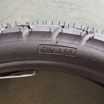 Cina 90/90-18 Pneumatici per motocicli con pneumatici a piegatura 6pr/8pr e carcassa di lunga durata in vendita