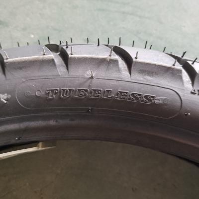 Cina 90/90-18 Pneumatici per motocicli con pneumatici a piegatura 6pr/8pr e carcassa di lunga durata in vendita