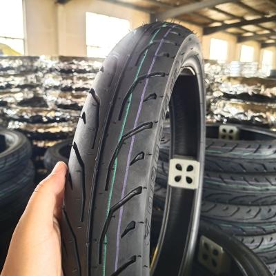 Cina 70/90-14 Pneumatici per motociclette con involucro in gomma naturale di fabbricazione professionale in vendita