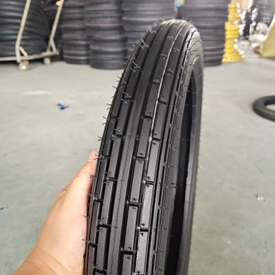 中国 チューブレスタイヤ 2.75-17 タイヤケース付きバイクタイヤ 積載ポート 青島 準備済み 販売のため