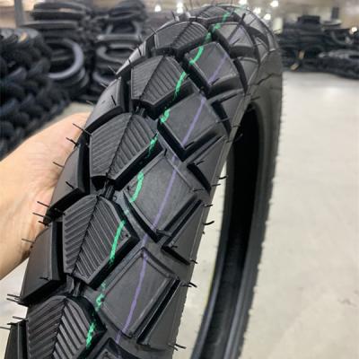Cina 300-18 pneumatici da motocicletta con 10,5 resistenza alla trazione e 20000 KM vita di lavoro migliore scelta in vendita