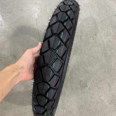 Cina 3.00-18 Forza di trazione dei pneumatici da motocicletta 10.5 Casing per prestazioni forti e durevoli in vendita