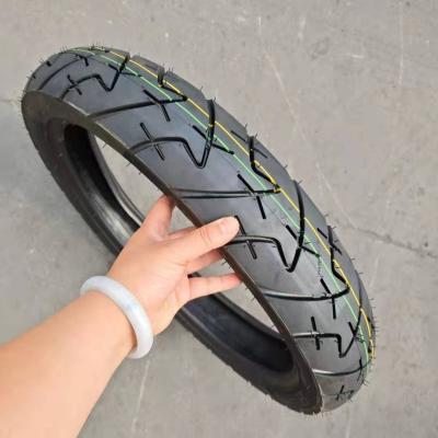 中国 スワローモーターサイクルのタイヤ 35%~55%のゴムを含有 販売のため