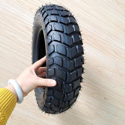 Cina Contenuto di gomma superiore del 35%-55% 120/90-10 Pneumatici per motociclette destinati alla vendita nel porto di Qingdao in vendita
