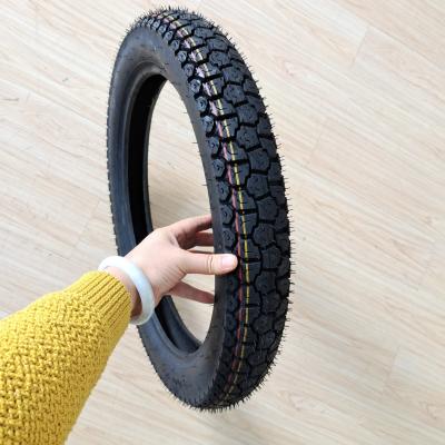 Cina 6PR/8PR Ply Rating 3.00-17 Pneumatico per motociclette in gomma naturale, acciaio, nylon perfetto in vendita
