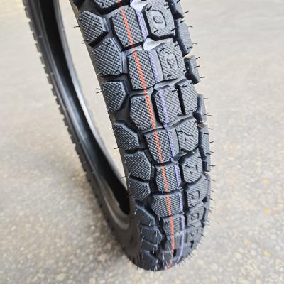 Cina Vende direttamente 300*17 pneumatici da motocicletta con rating 6PR/8PR a Qingdao in vendita