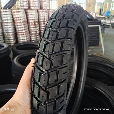 Cina Acceptabile pneumatico OEM di gomma per moto 80/100-14 per la garanzia del involucro del pneumatico in vendita