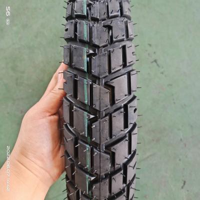 Cina Acceptabile pneumatico OEM di gomma per moto 80/100-14 per la garanzia del involucro del pneumatico in vendita