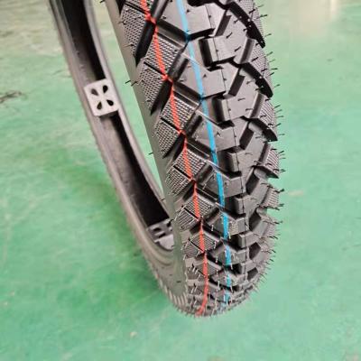 Cina Cambio diretto di pneumatici per moto 3.00-18 con 20000 KM Vita di lavoro e tempo entro 25 giorni in vendita