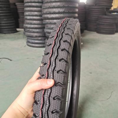 中国 2.70-17 2.75-17 2.75-18 3.00-17 3.00-18 スチールとナイロンのチューブレスバイクタイヤ 販売のため
