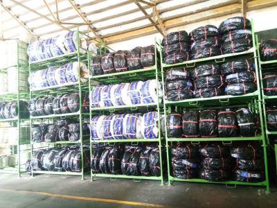 Cina Casco pneumatico di carico del porto di Qingdao per pneumatici per motocicli IRC 60/100-17 70/100-17 incluso in vendita