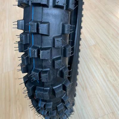 Cina Ban Motor 80/100 21 Pneumatici per motociclette con e contenuto di gomma del 35%-55% nel porto di Qingdao in vendita