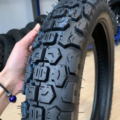 中国 35%~55%のゴム含有量 オフロードタイヤ 90 90 18型モーターサイクル 販売のため