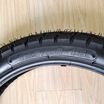 Cina 35%-55% Contenuto di gomma 120/80-18 Ruote di motocicletta Pneumatici Progettazione profonda per le prestazioni in vendita
